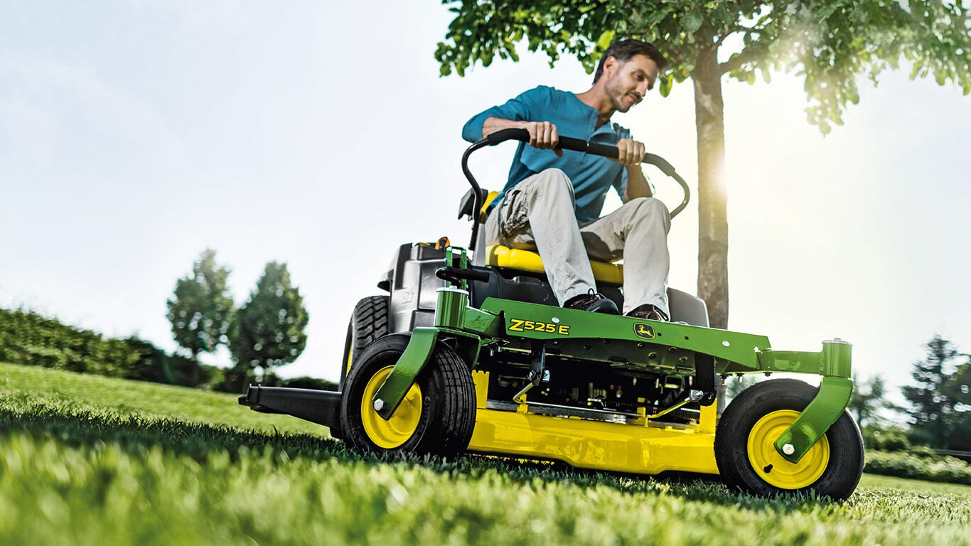 Tondeuses à rayon de braquage zéro ZTRAK John Deere Ets Thiriat